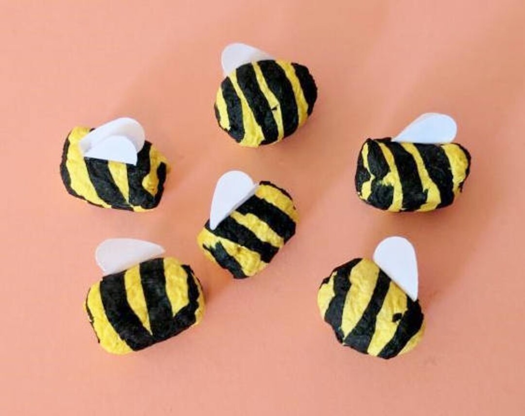 Bumble Bee Seed Bombs wildflower Seed Balls - Etsy UK