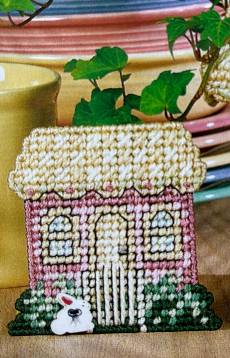 Plastic Canvas Pattern in 7 Count Pretty Cottage Box Planter and ...