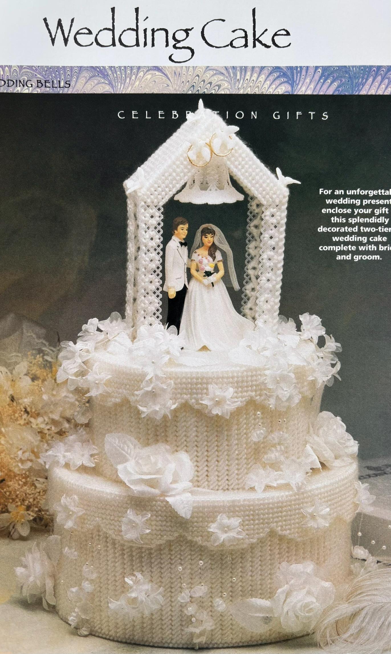 Plastic Canvas Pattern in 7 Count Wedding Cake Box Bride Groom Gift ...
