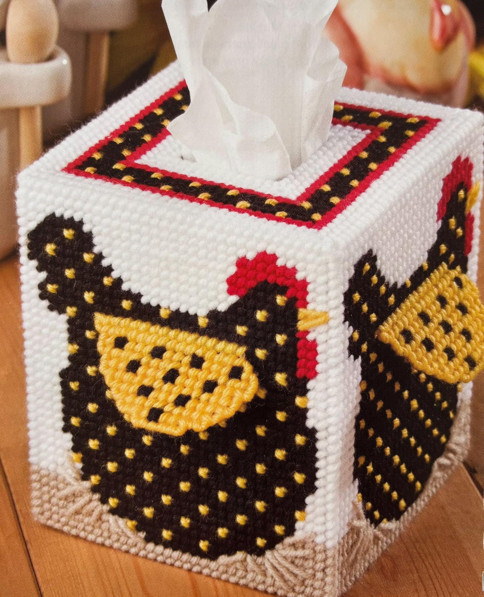 Plastic Canvas Pattern in 7 Count Polka Dot Chicken Boutique Tissue ...