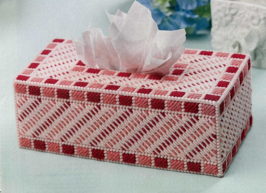 Plastic Canvas Pattern in 7 Count Diagonal Weave Long Style Tissue ...