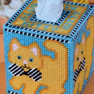 Plastic Canvas Pattern in 7 Count Bow Tie Kitty Boutique Tissue Topper ...