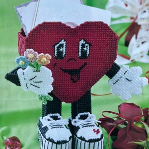 Plastic Canvas Pattern in 7 Count Frankie Valentino Container for Cards / Valentines - Etsy