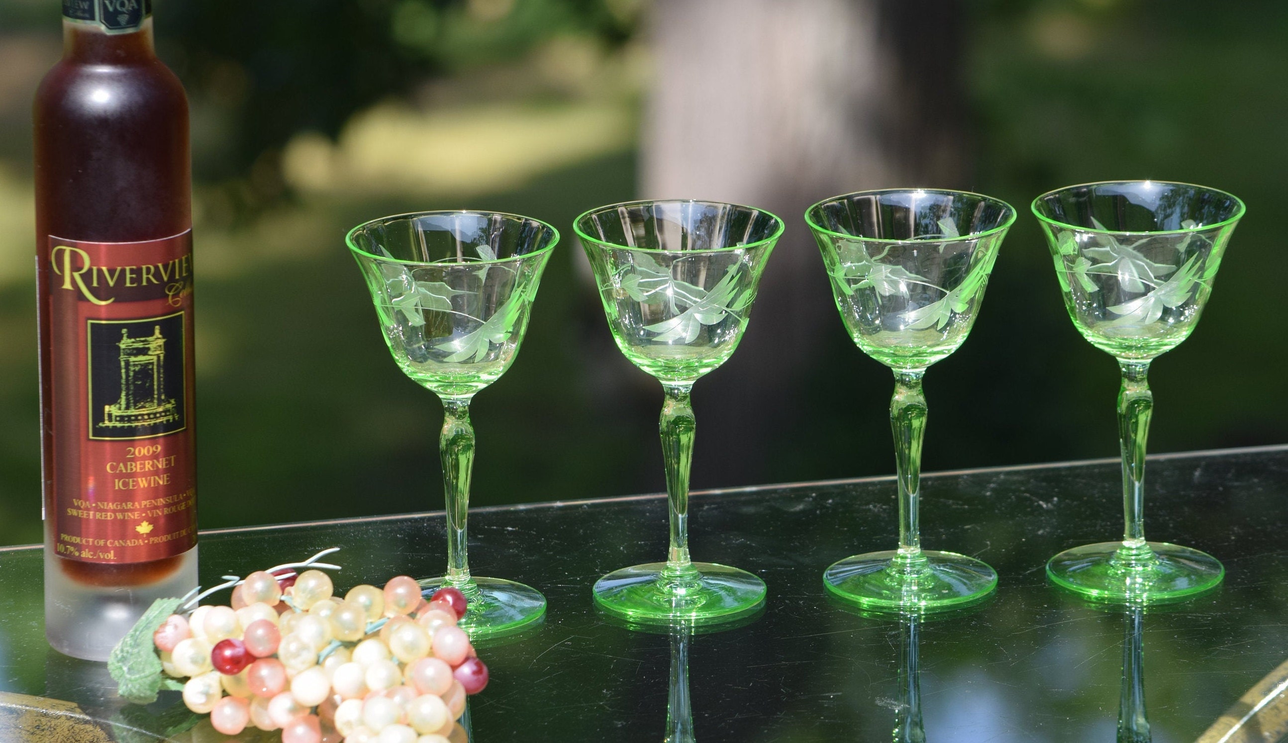 Vintage Etched Green Vaseline Glass Wine Liquor Cordials Set Of 4 After Dinner Drink 3 Oz
