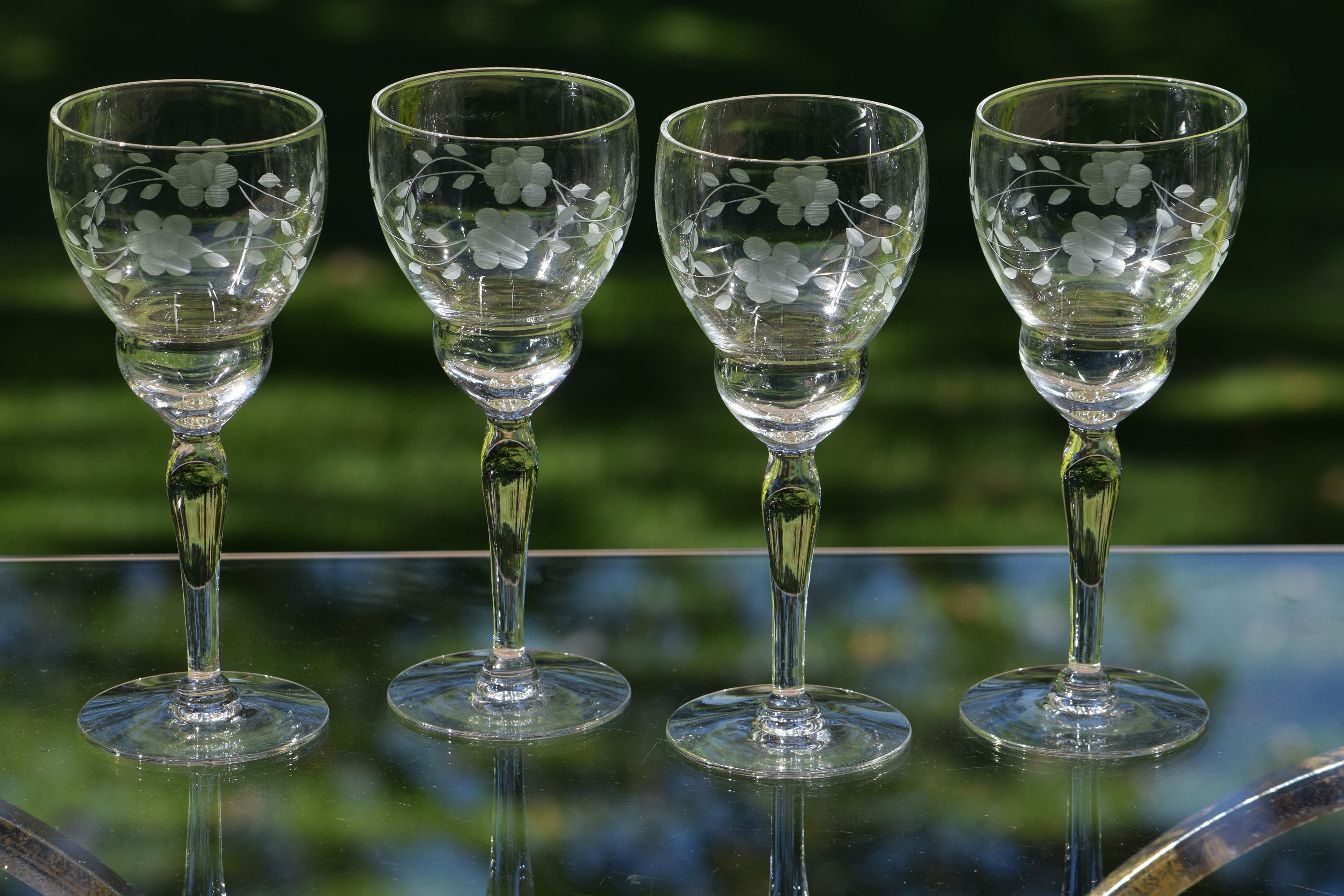 Fabulous Vintage Floral Etched Wine Glasses Set Of 4 Antique Wine
