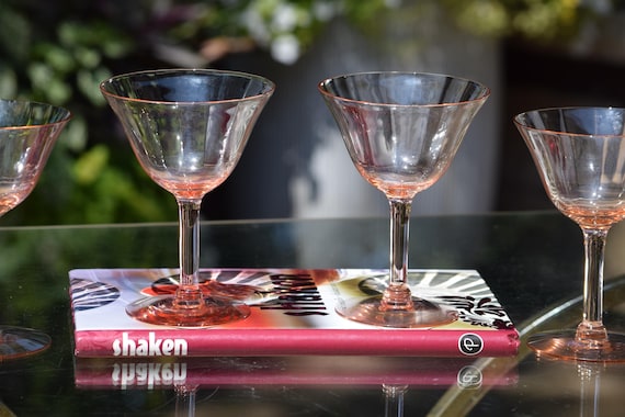 PRETTY IN PINK 4 Vintage Pink Cocktail Martini Glasses 1950 s Mixologist Cocktail Glasses Vintage Pink Martini Glasses Etsy