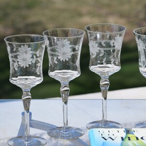 6 Vintage Etched Wine Glasses, Set of 6 Mis-matched Etched Wine Glasses ...