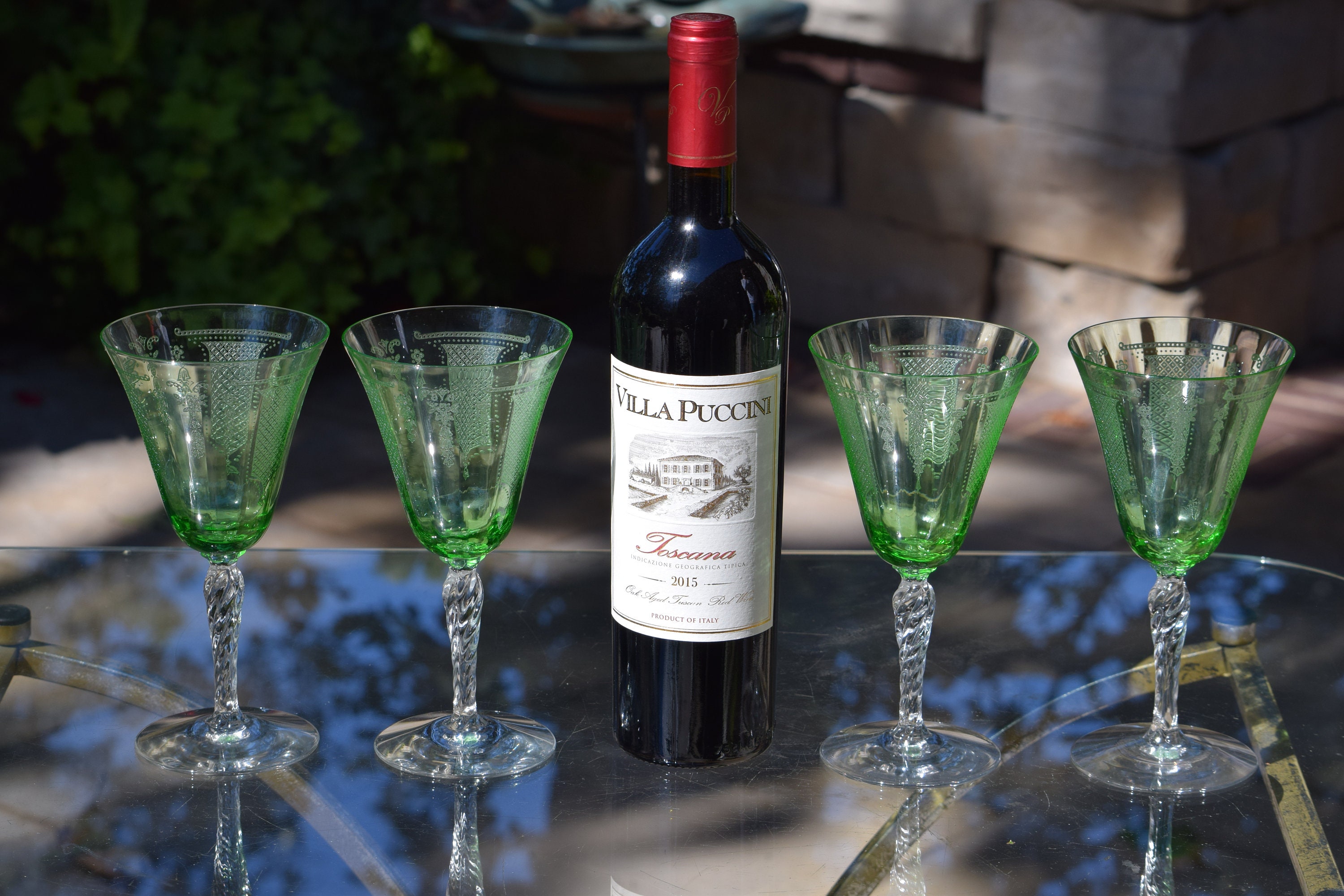 4 Vintage Green Etched Wine Glasses ~ Water Goblets Fostoria ~ Beverly Green C 1927 Green