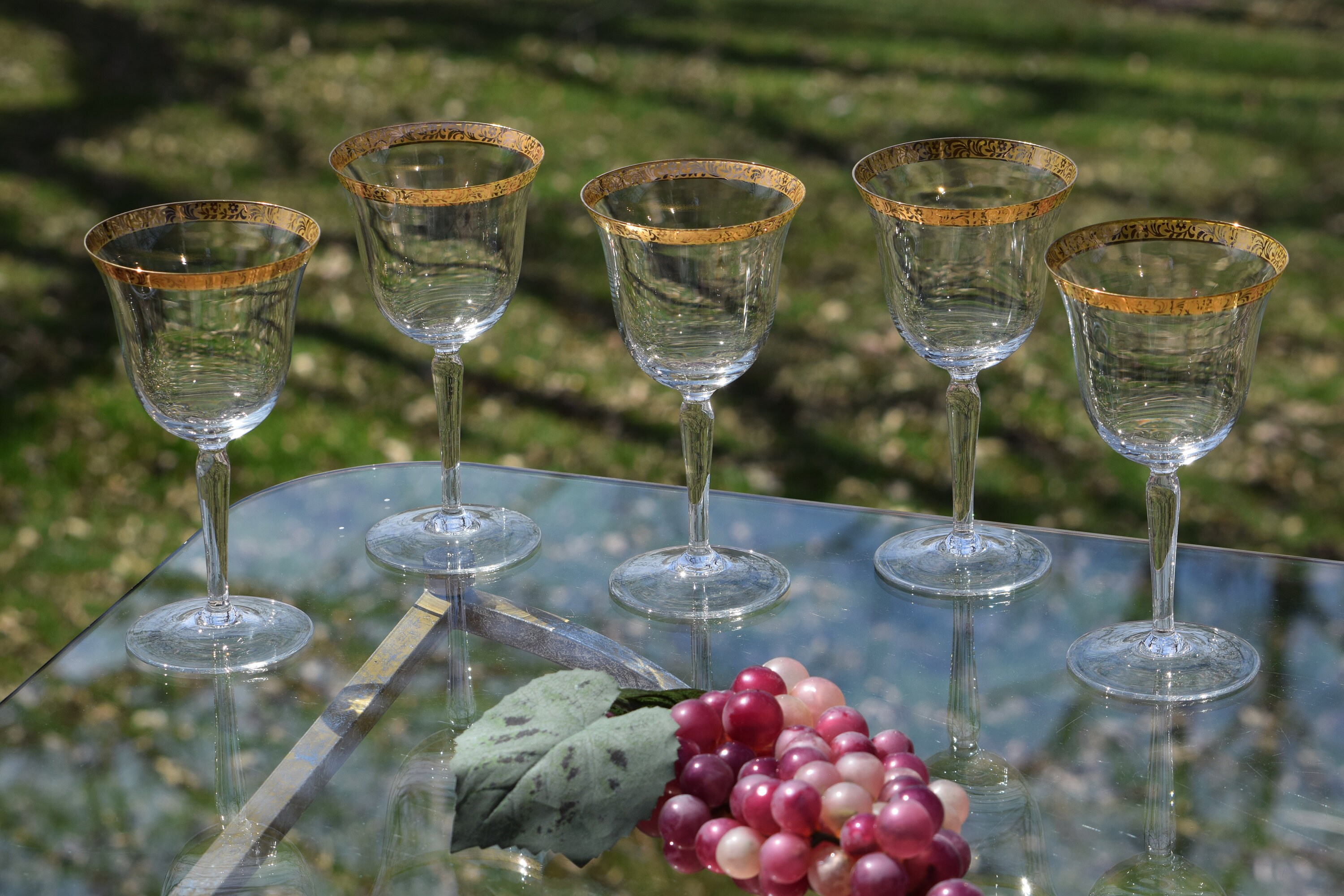 Vintage Gold Rimmed Wine Glasses Set Of 5 Gold Rimmed Wine ~ Cocktail Glasses Elegant Gold