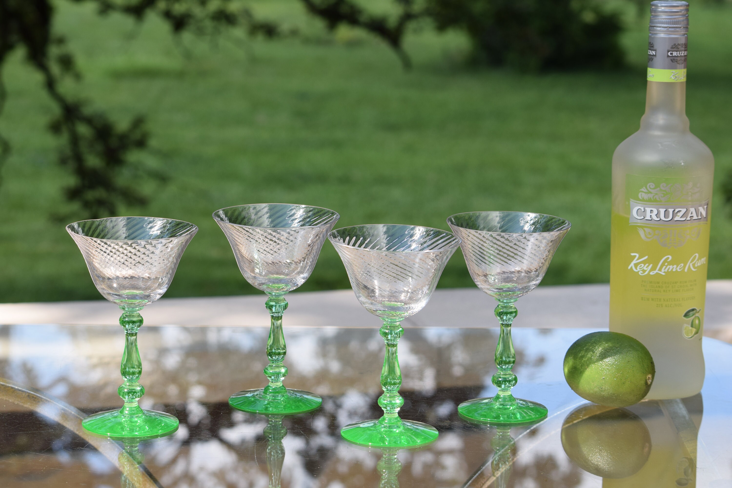 4 Vintage GREEN Uranium Cocktail ~ Martini Glasses, Tiffin Franciscan ... 4 Vintage GREEN Uranium Cocktail ~ Martini Glasses, Tiffin Franciscan ...