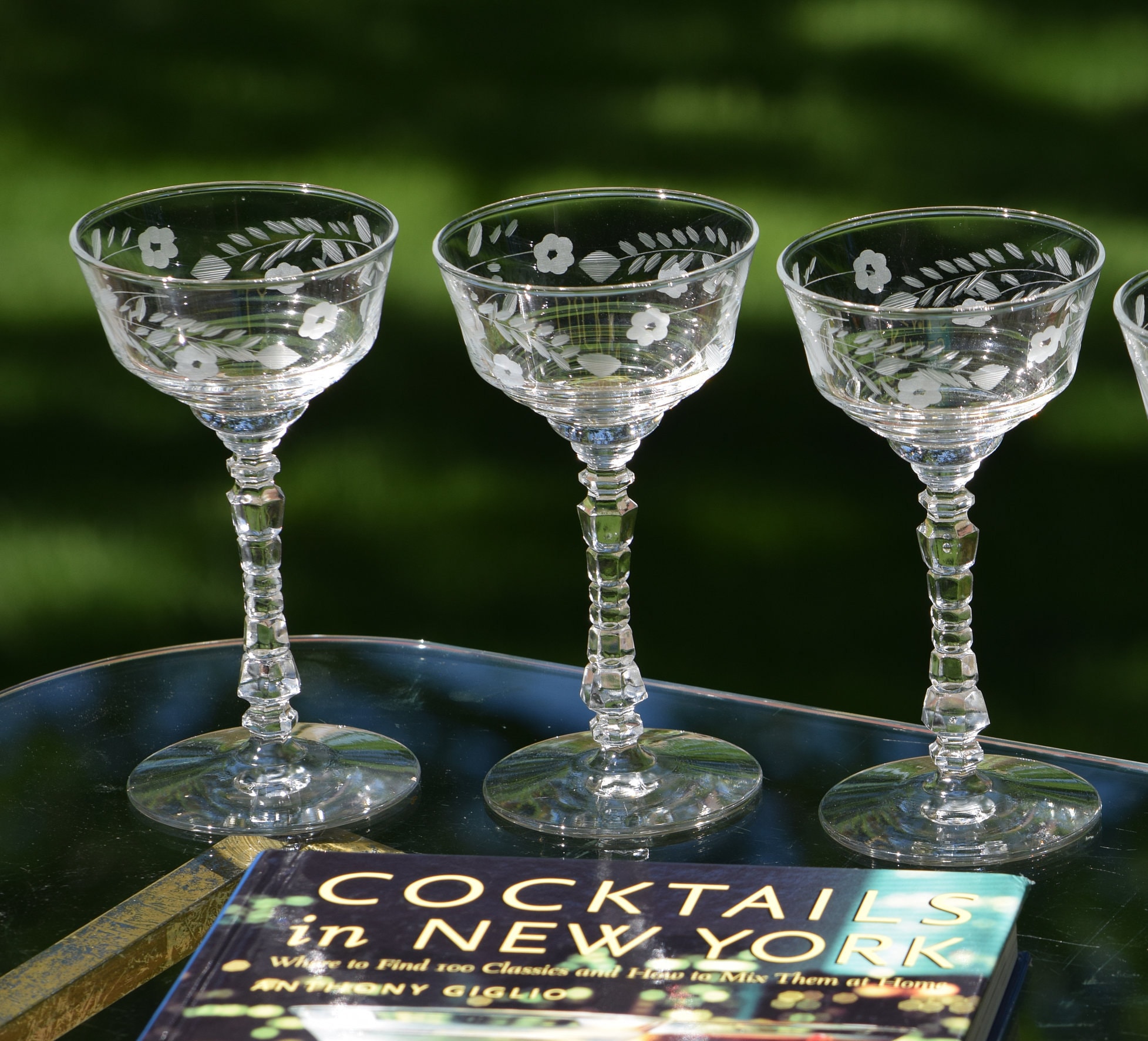 Vintage Etched Cocktail Glasses Set of 4, Cocktail Party Glasses ... Vintage Etched Cocktail Glasses Set of 4, Cocktail Party Glasses ...