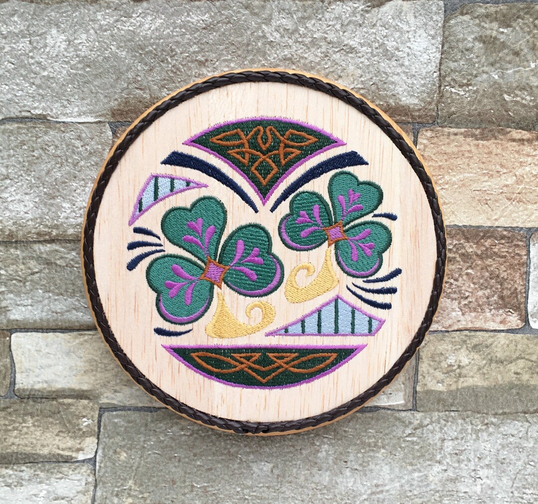 Irish Gift, Shamrocks With Celtic Accents Wall Decor, Ireland Gift ...