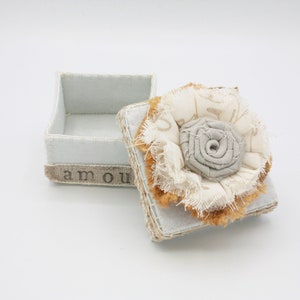 Felt Needle Cushion, Pin Storage Box - Etsy