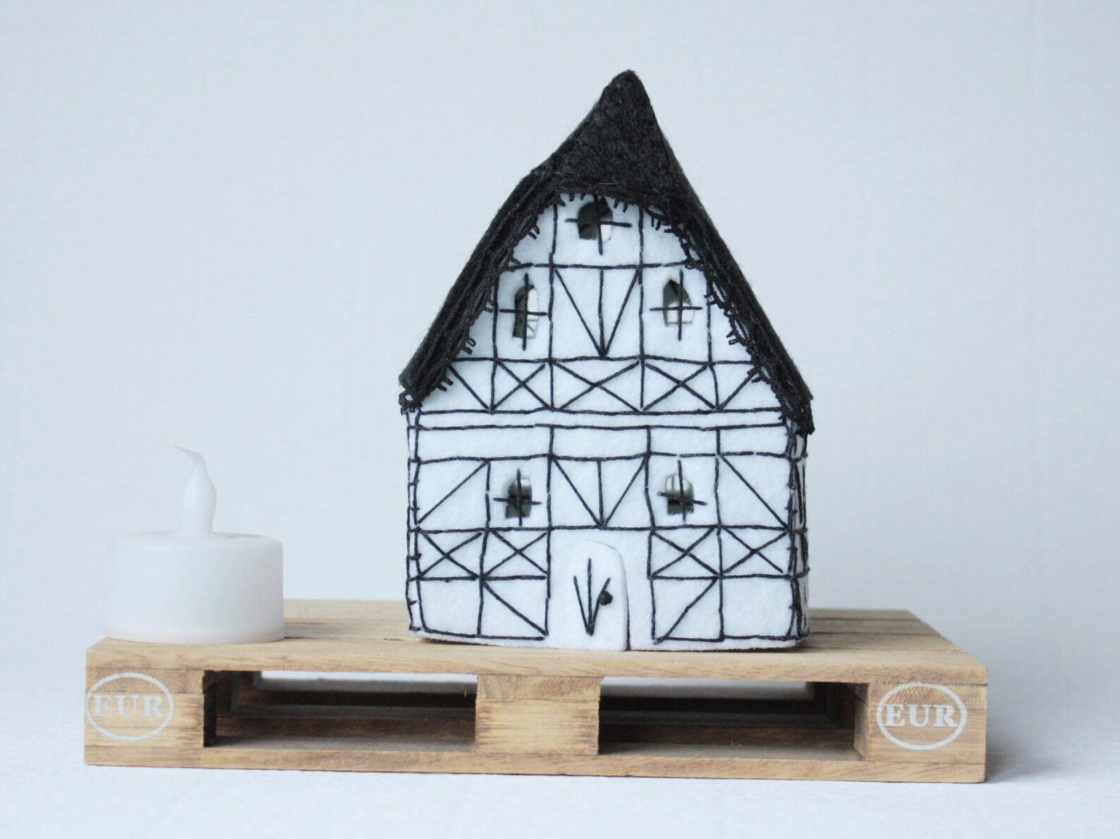 Mini Felt House, Lighted House Decor - Etsy