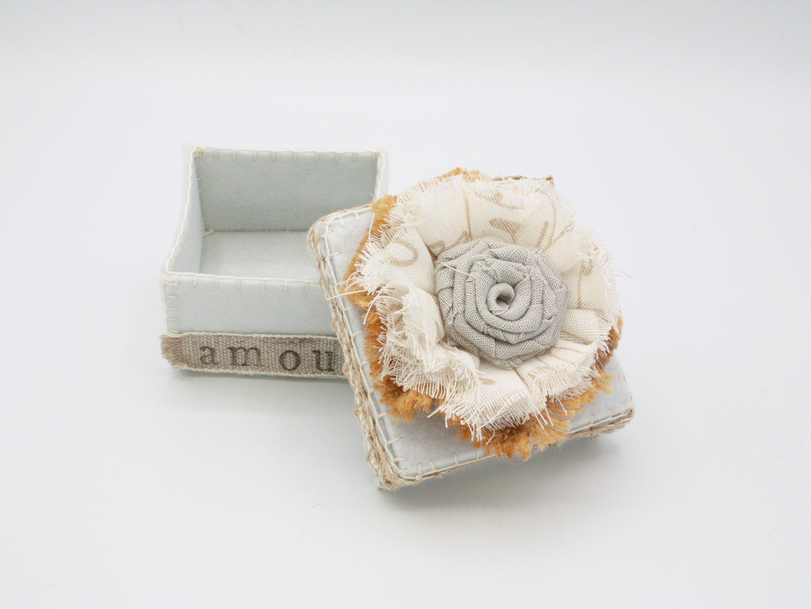 Felt Needle Cushion, Pin Storage Box - Etsy