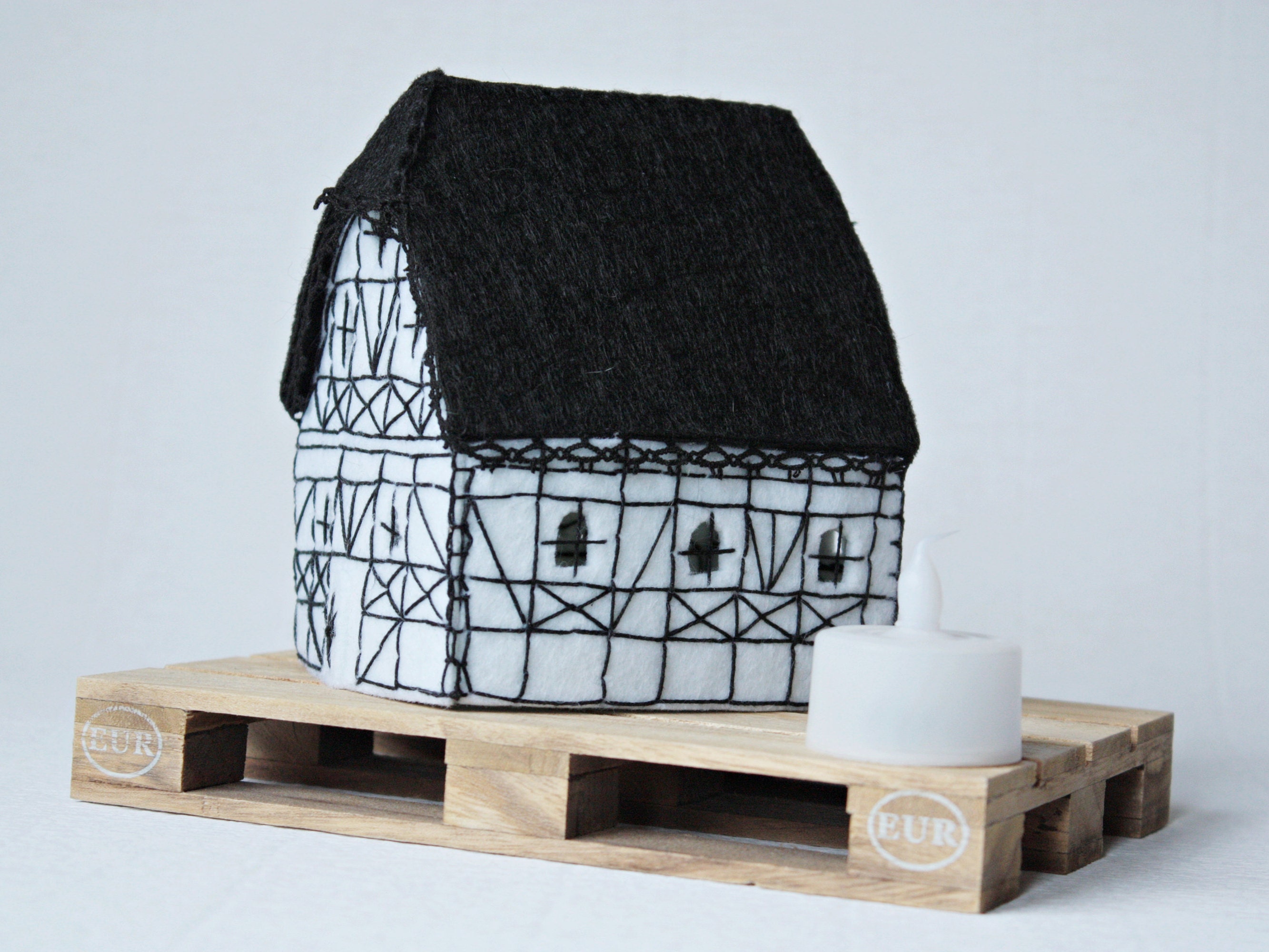 Mini Felt House, Lighted House Decor - Etsy