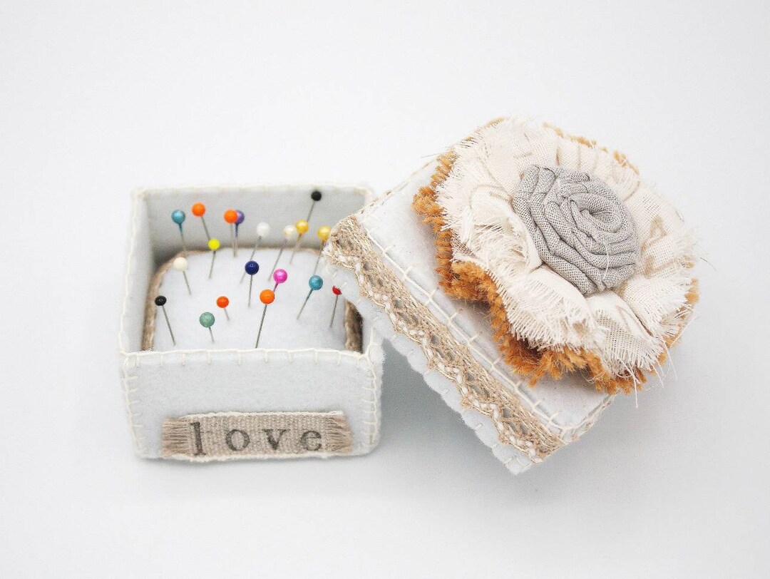 Felt Needle Cushion, Pin Storage Box - Etsy