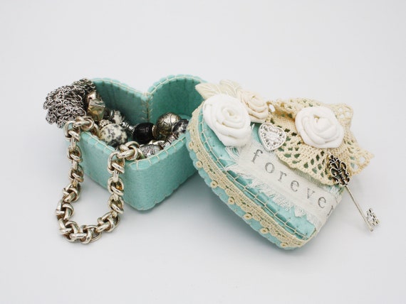 Heart shaped box of felt love box | Etsy