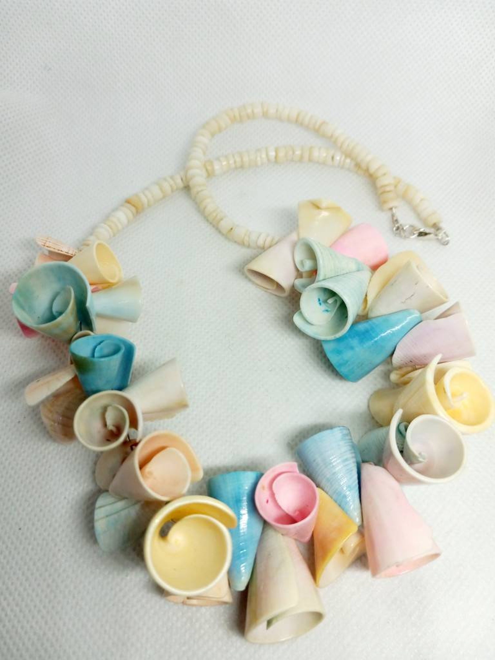 Vintage Shell Necklace Pastel Color Spiral Seashells Sterling Silver ...