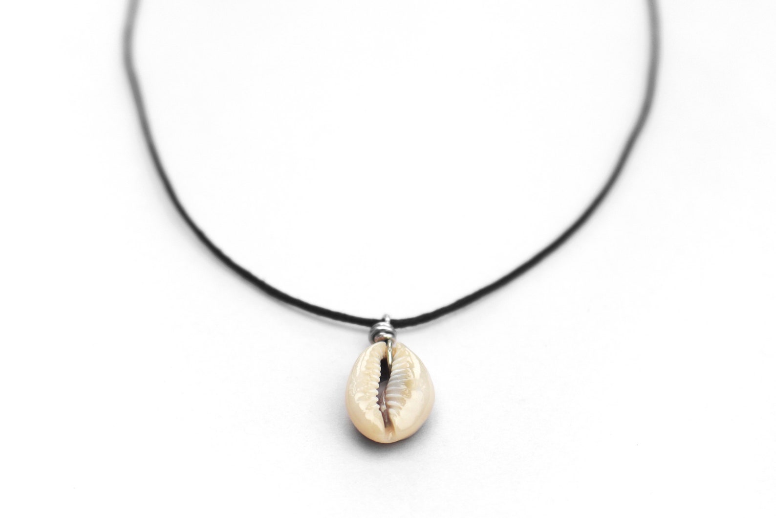 Cowrie Shell Choker // Sea Shell Layering Necklace // Boho Summer ...