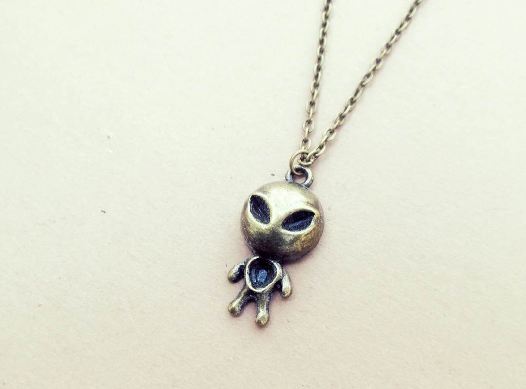Alien Necklace // Grunge Hipster Cute Alien Charm Necklace // 90s Punk ...
