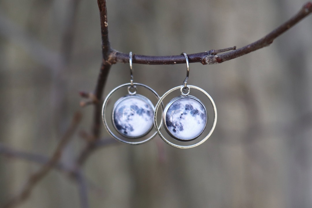 Full Moon Earrings / Silver Moon Earrings / Minimalist Circle Earrings ...