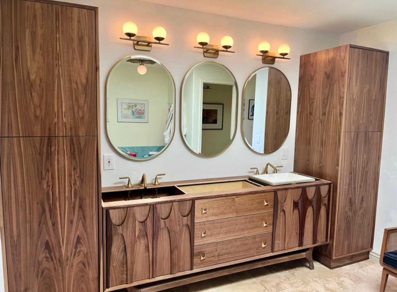 Honey oak linen cabinet store