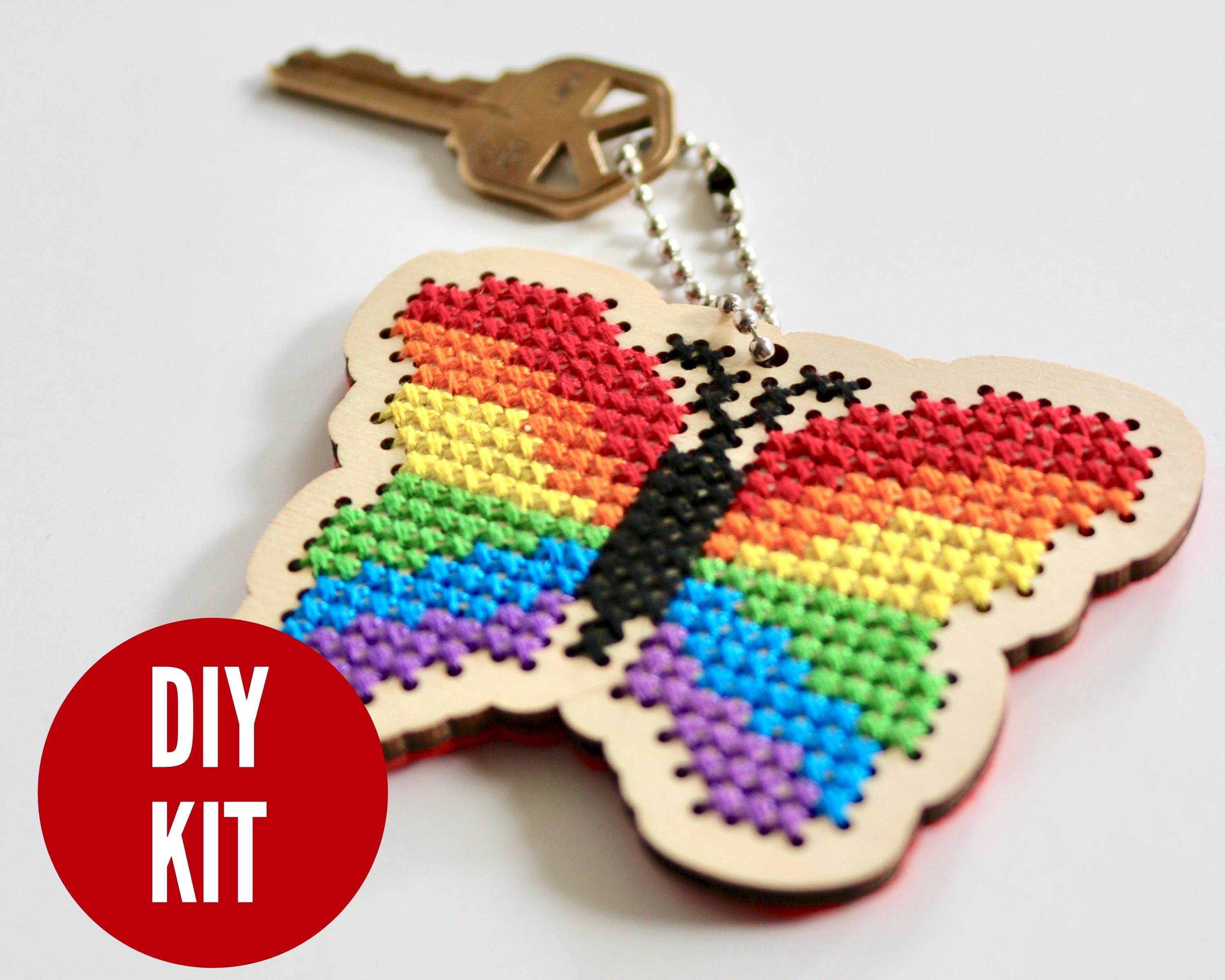 Cross Stitch Art & Collectibles Rainbow Cross-stitch Keychain etna.com.pe