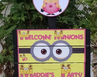 Minions sign | Etsy