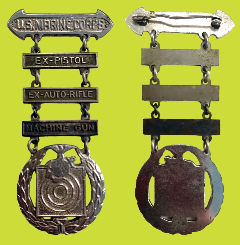 World War II Era United States MARINE Corps MARKSMAN Badge Medal Three ...