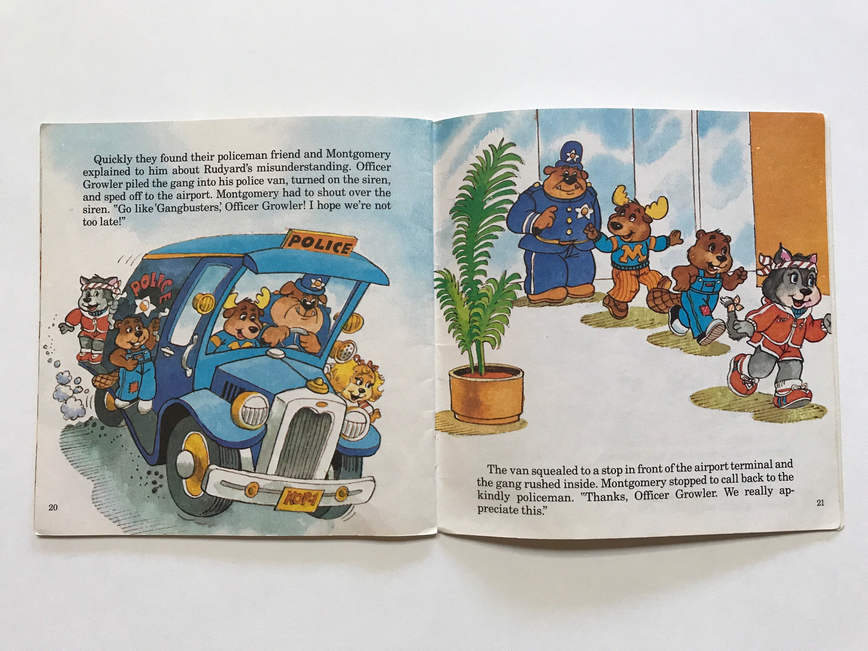 The Get Along Gang and the New Neighbour Read Along Book See Hear Read ...