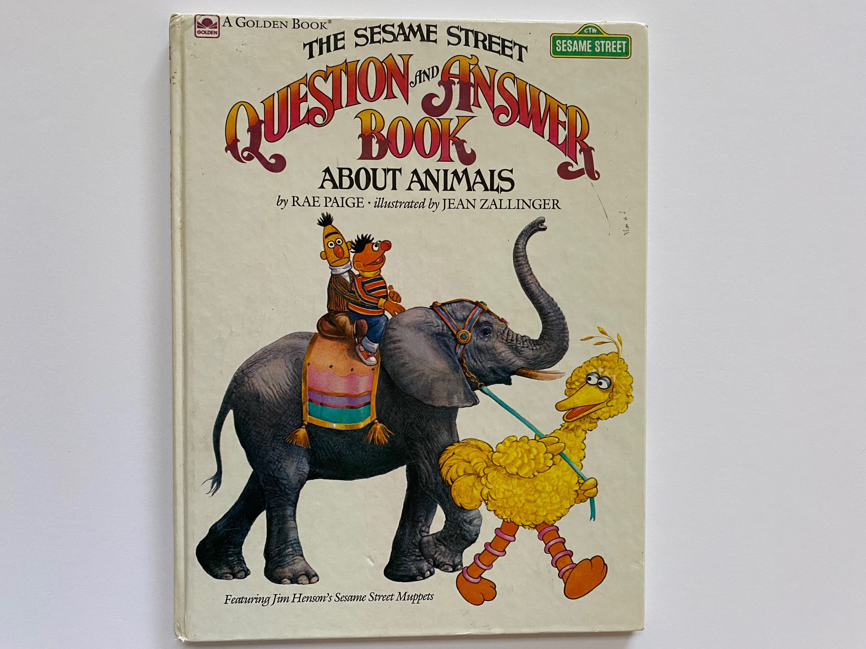 1983 Sesame Street Question and Answer Book About Animals Kids ...