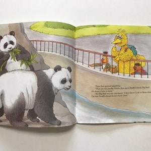 1987 Whos Who At the Zoo Soft Cover Story Reading Sesame | Etsy