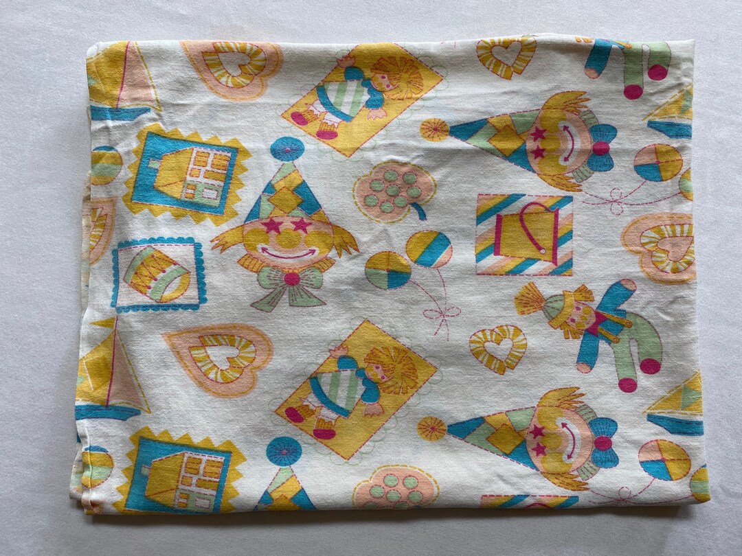Soft Flannel Crib Sheet Babies Lightweight Half Fitted Half Flat Circus ...