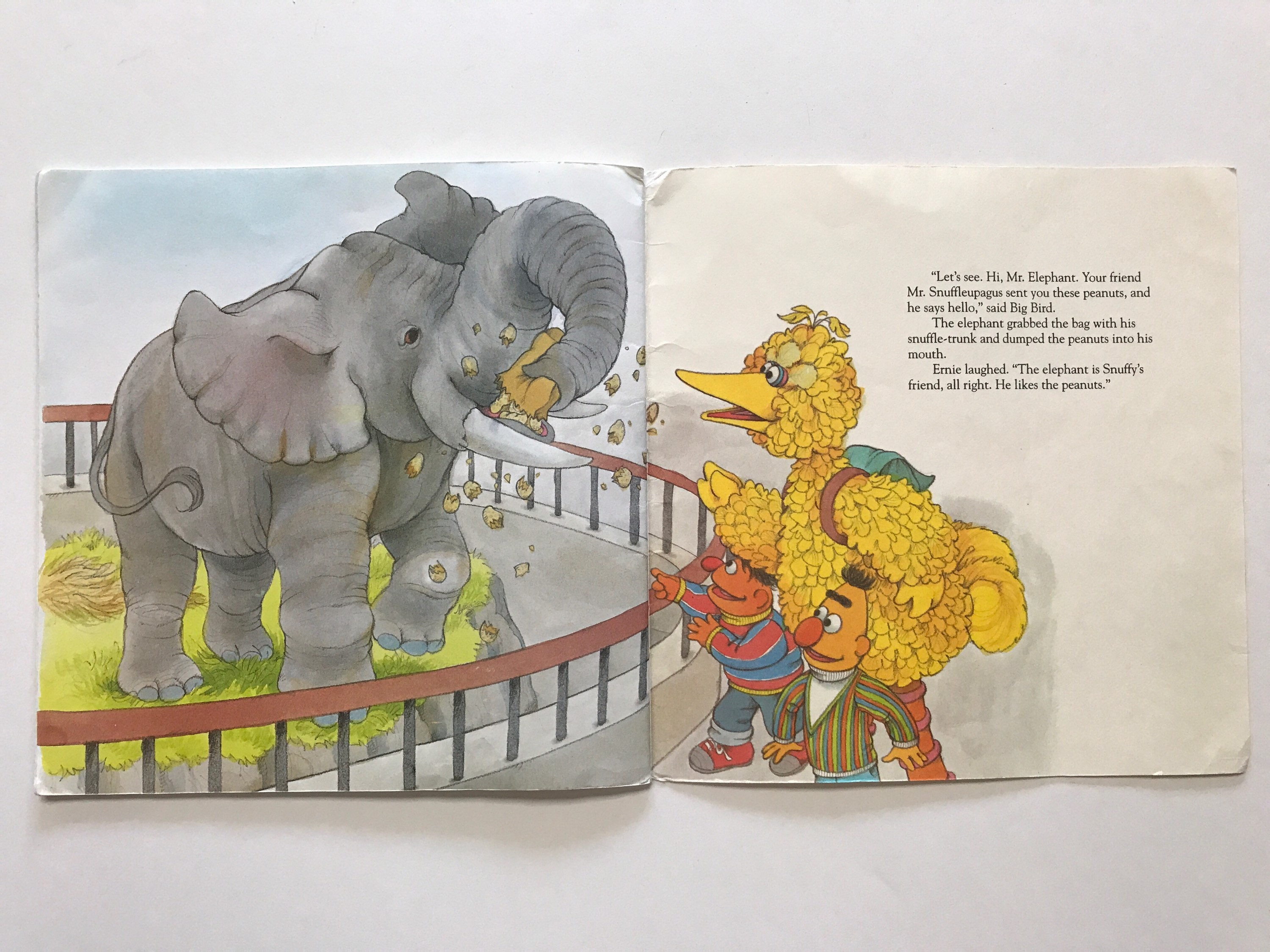 1987 Whos Who At the Zoo Soft Cover Story Reading Sesame | Etsy