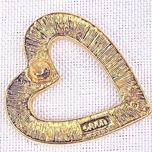 1992 Vintage AVON Sparkling Heart Pin Red Rhinestone Goldtone JB28 - Etsy
