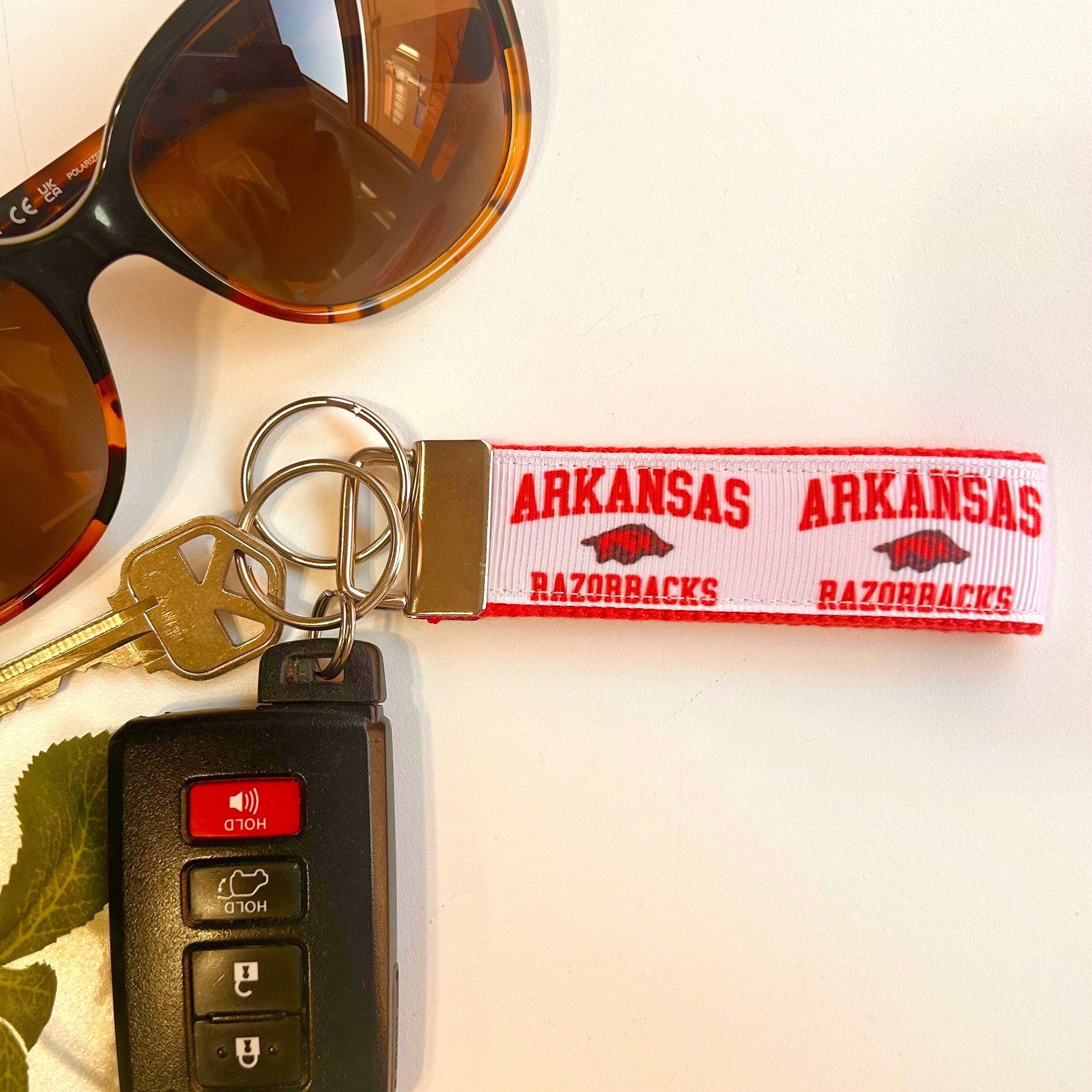 University of Arkansas Razorbacks Key Chain Wristlet Key Fob - Etsy