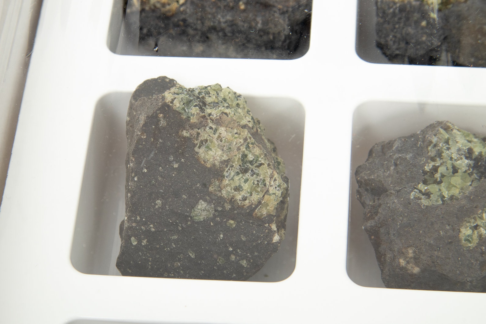 Rare OLIVINE Nodule in Basalt Green Crystal 2.27 Lbs Wholesale - Etsy