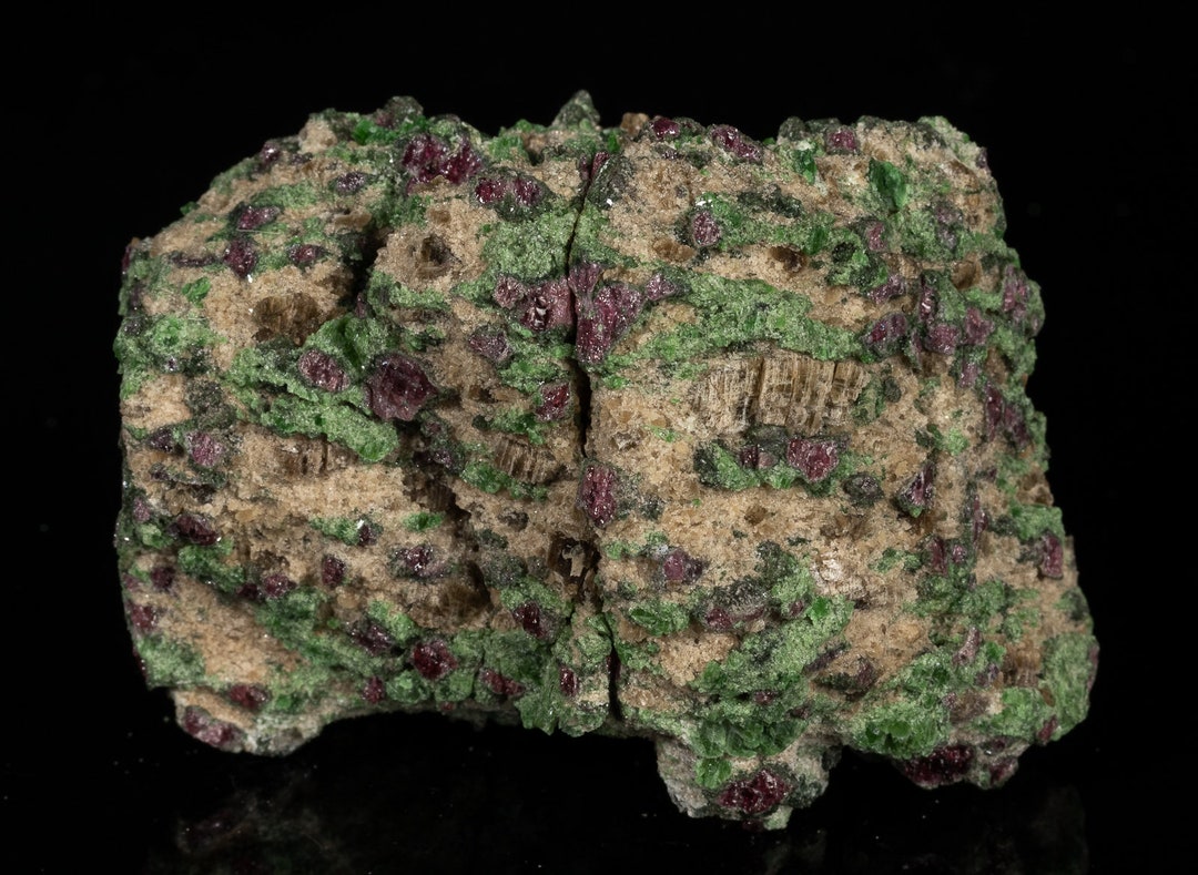 Garnet Pyrope Crystal With Chrome Diopside in Olivine Matrix 9.63 Oz ...