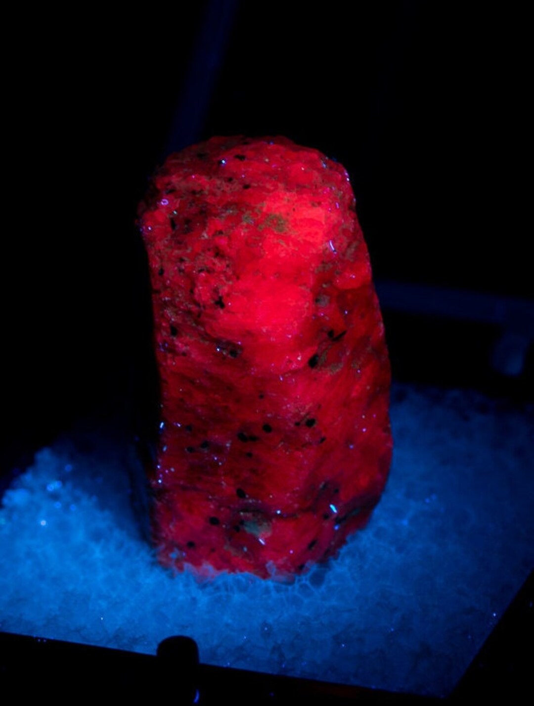 Rare Fluorescent RUBY CORUNDUM Crystal 0.38 Oz Specimen Thumbnail in ...