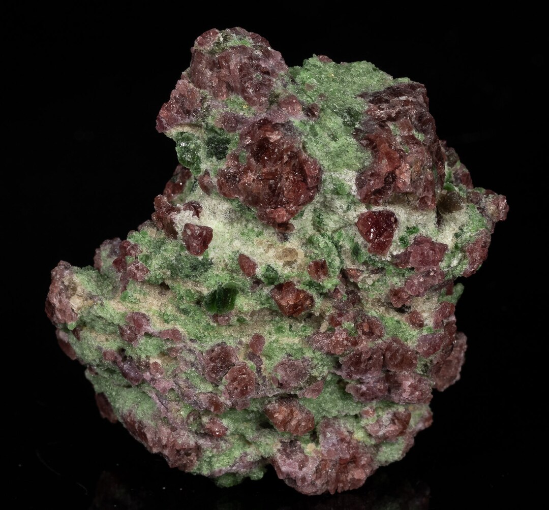 Garnet Pyrope Crystal With Chrome Diopside in Olivine Matrix 6.03 Oz ...