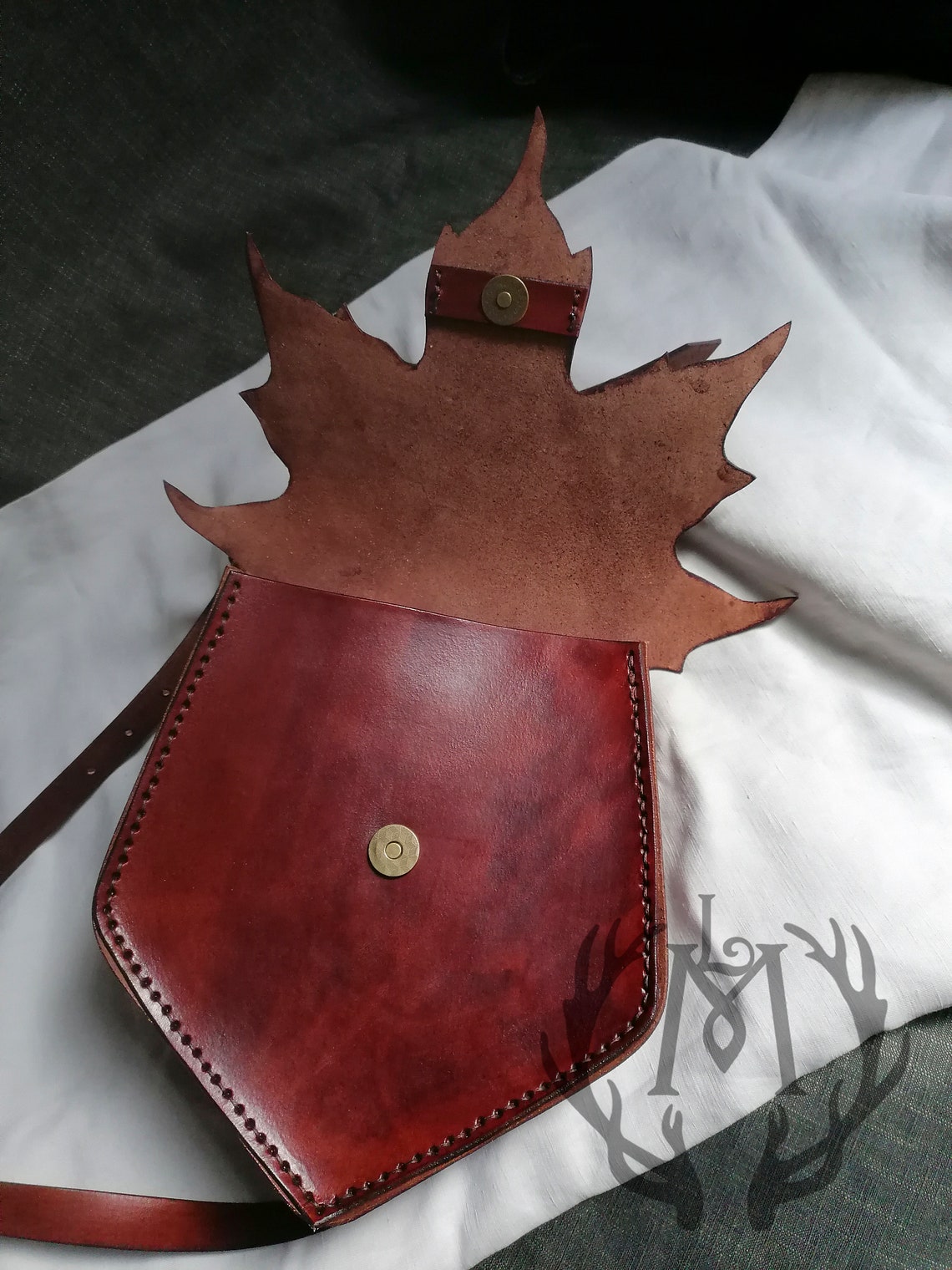 Shoulder Maple Leaf Bag in Genuine Leather // Fantasy Larp Ranger Elf ...
