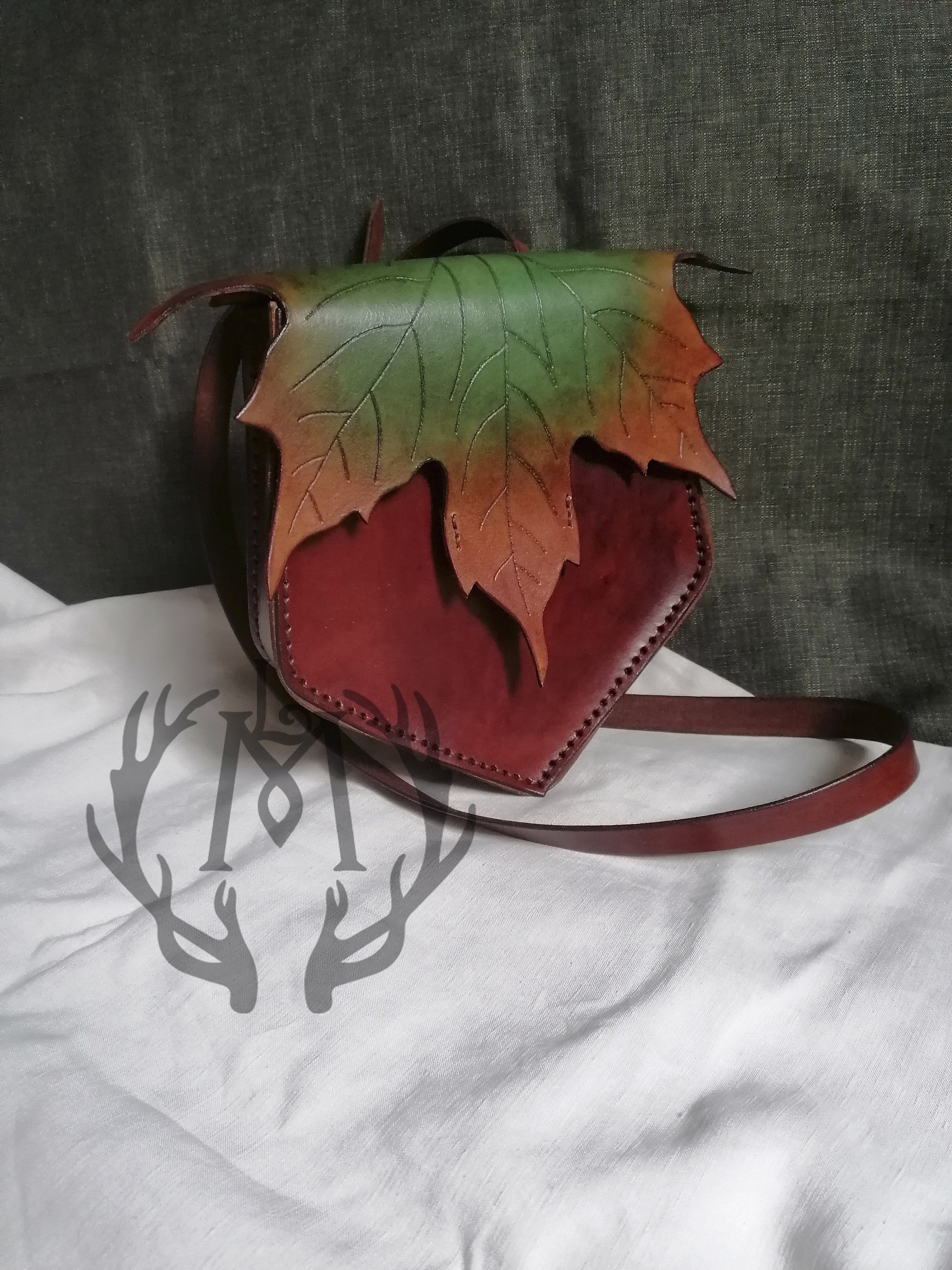 Shoulder Maple Leaf Bag in Genuine Leather // Fantasy Larp Ranger Elf ...