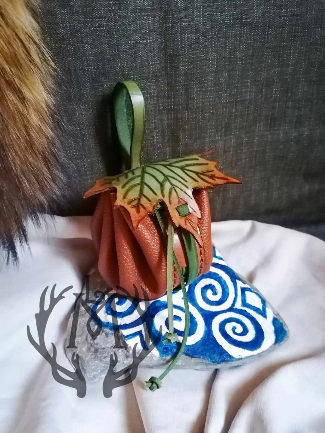 Maple Leaf Purse, Coin Purse, Dice Holder | Elvish, Ranger, Celtic ...