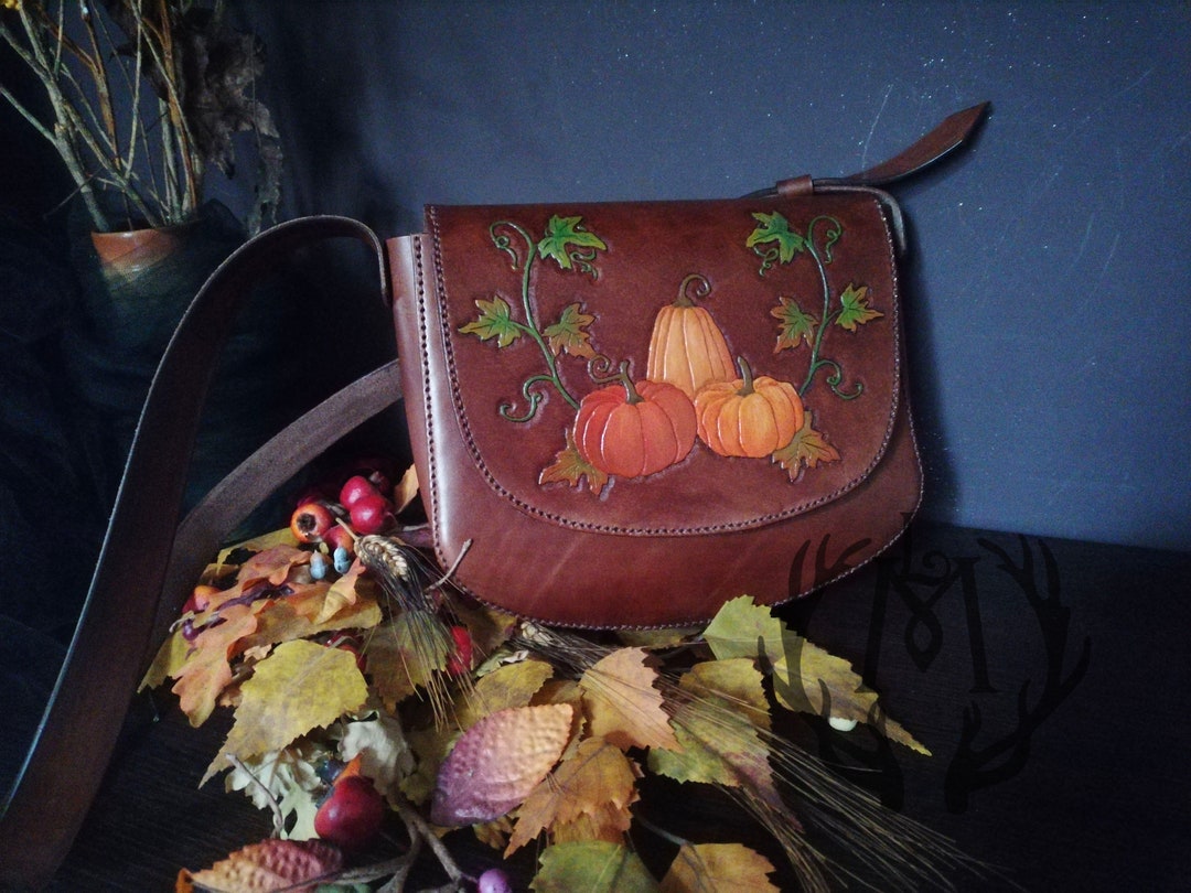 Pumpkin Shoulder Bag | Genuine Leather, Autumn, Samhain, Halloween - Etsy