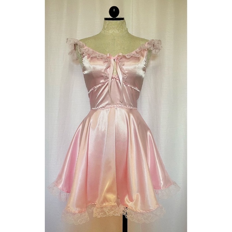 Morute Clothing - Etsy