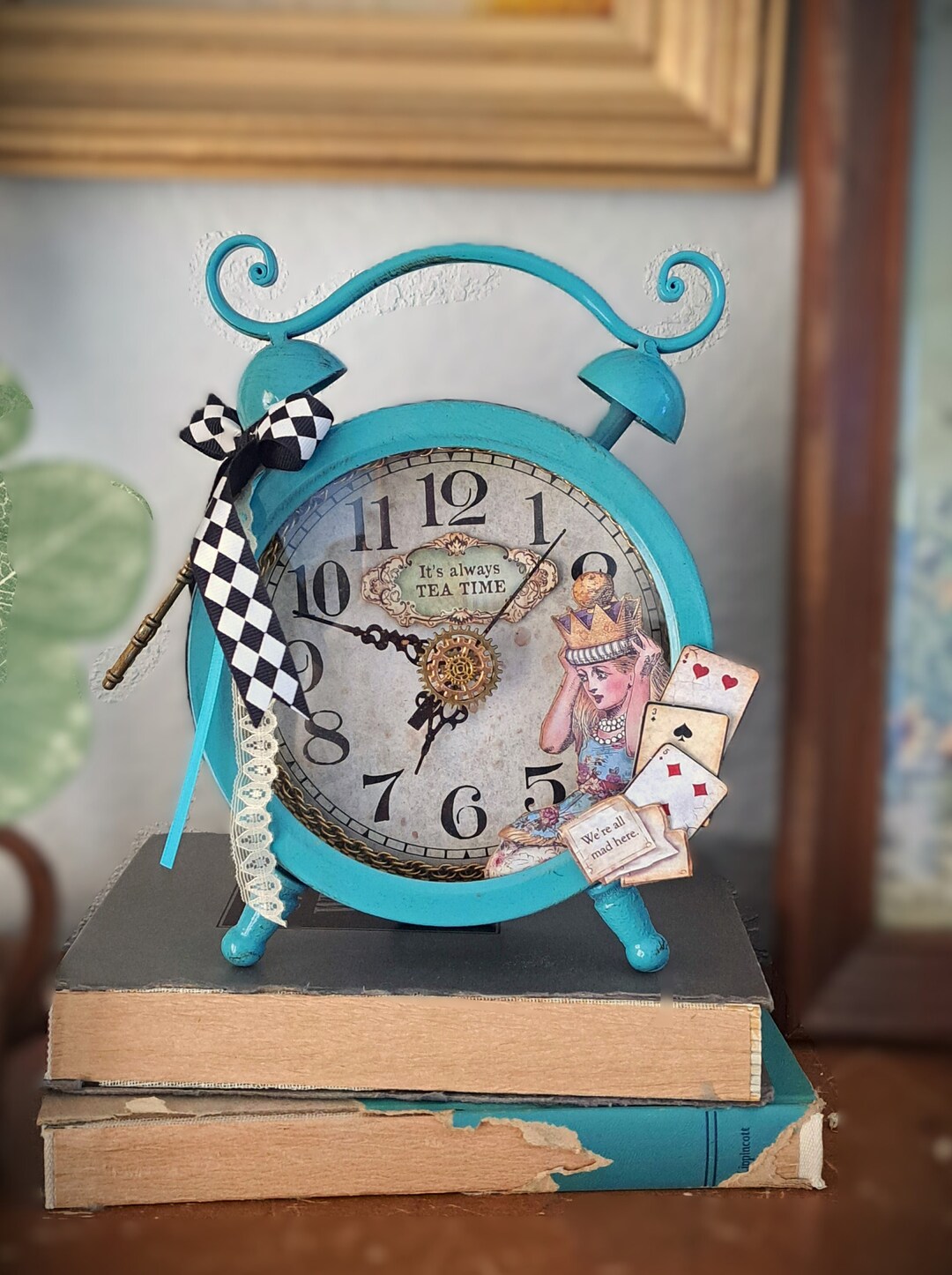 Alice in Wonderland Clock Shelf Decoration | Mad Hatter Tea Party ...