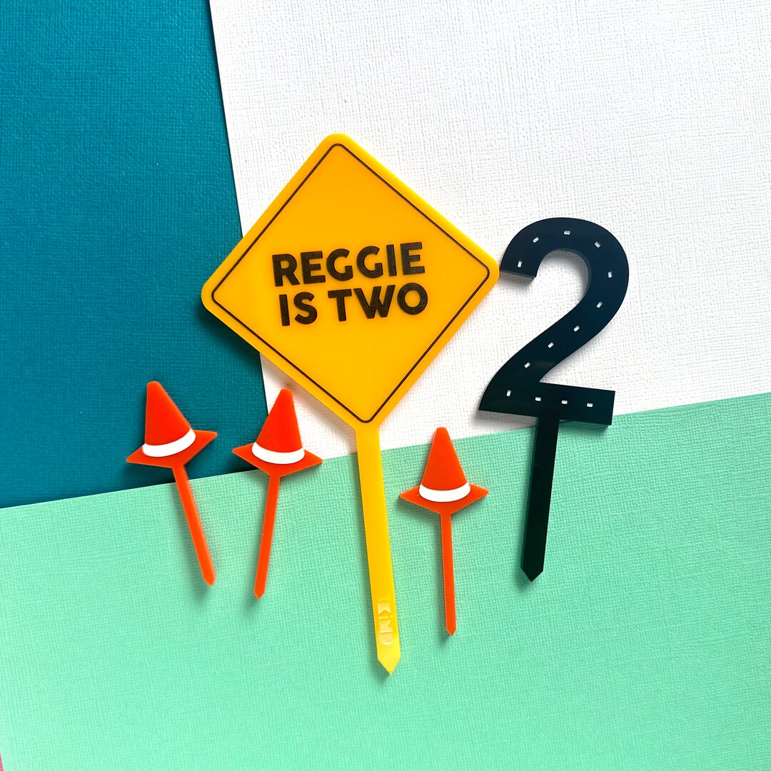 Construction Custom Cake Topper Set / Road Works Name Cake Topper - Etsy