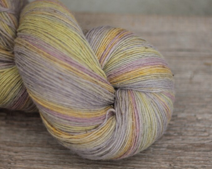 Dundaga Wool Gradient Wool Yarn 6/1 Lace Weight Fingering Natural ...