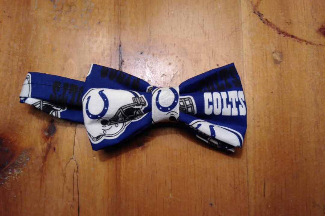 Indianapolis Colts Cotton Fabric Blue Satin Outline Neck Adjustable Bow ...